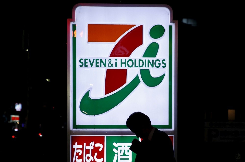 7-Eleven owner shares plunge as reports say family buyout fails | Malay Mail