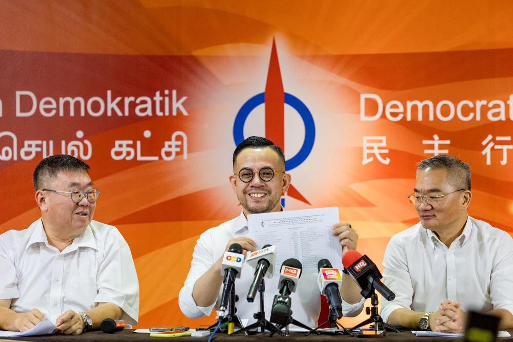 DAP: 70 candidates set to vie for 30 spots in party central executive ...