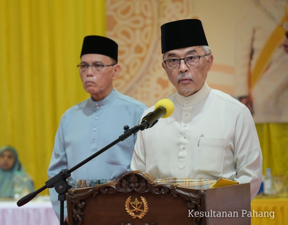 Leaders should be peacemakers, not clowns, says Pahang Sultan | Malay Mail