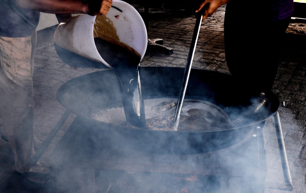 Passed down through generations, Dodol Tok Nah still stirs up nostalgia ...
