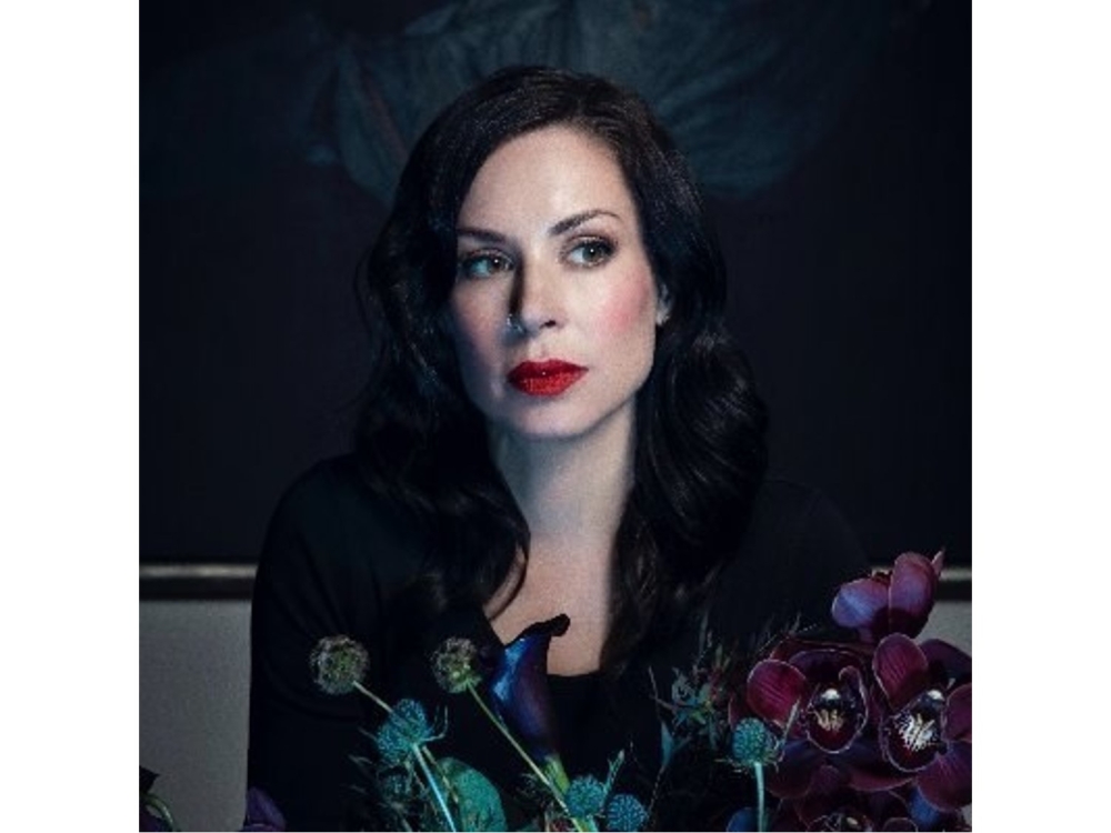 Jillian Lauren, wife of Weezer bassist Scott Shriner, shot by police ...