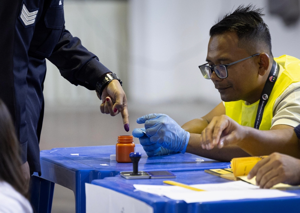 Early voting for Ayer Kuning by-election concludes | Malay Mail