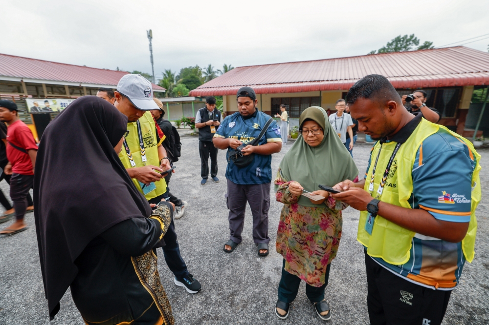 Voting kicks off 8am today in Ayer Kuning’s three-way by-election ...