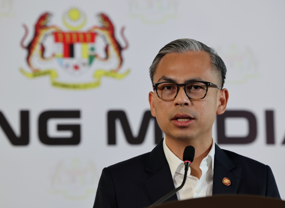 Fahmi dismisses nepotism claims as Nurul Izzah gains ground in PKR race | Malay Mail