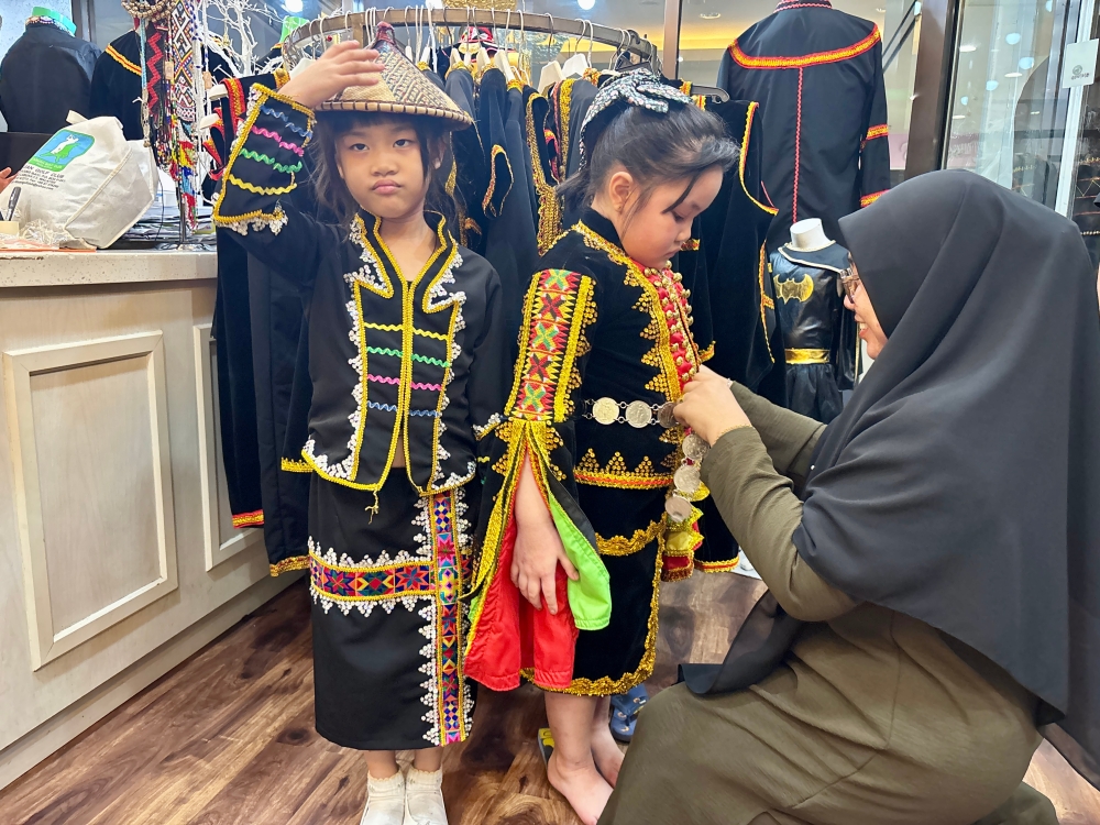 ‘Everyone wants a piece of Sabahan culture’: Kaamatan sparks booming ...
