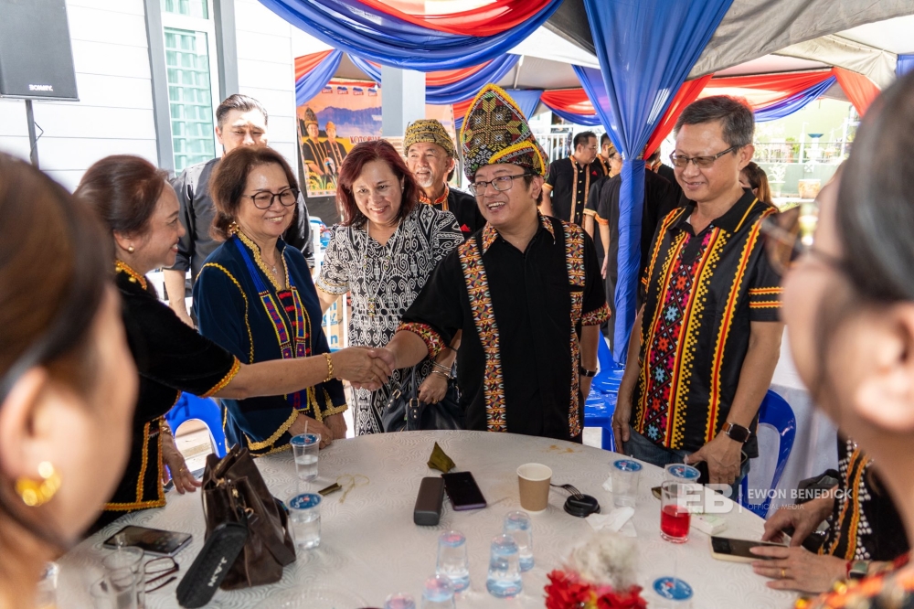 Ewon: Proposal submitted to teach four more Sabah ethnic languages in ...