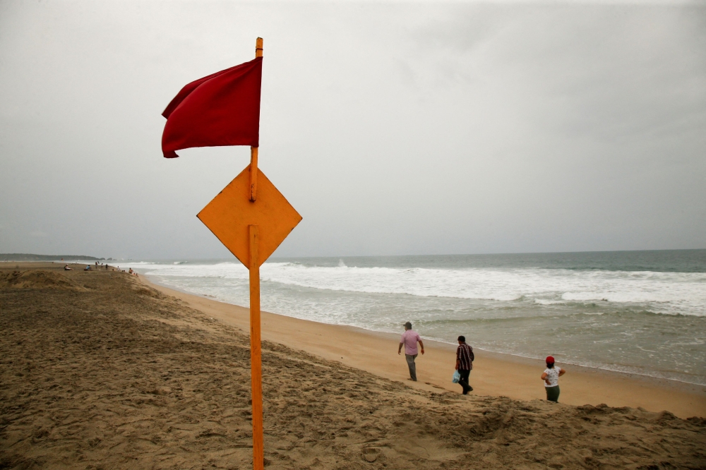Hurricane Erick barrels toward Mexico’s Pacific coast, bringing ...