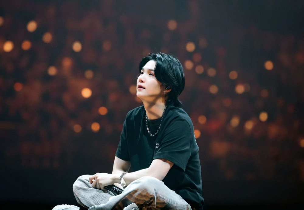 Suga completes military service, ARMY rejoices: BTS now officially ...