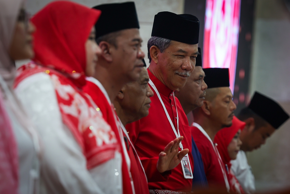 Want to return to Umno? Write a letter and let Umno Supreme Council ...