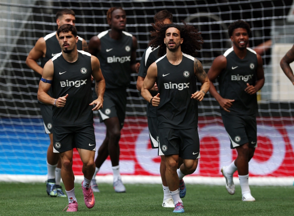 ‘Nothing to lose’: Chelsea aim to defy odds and deny PSG clean sweep in ...