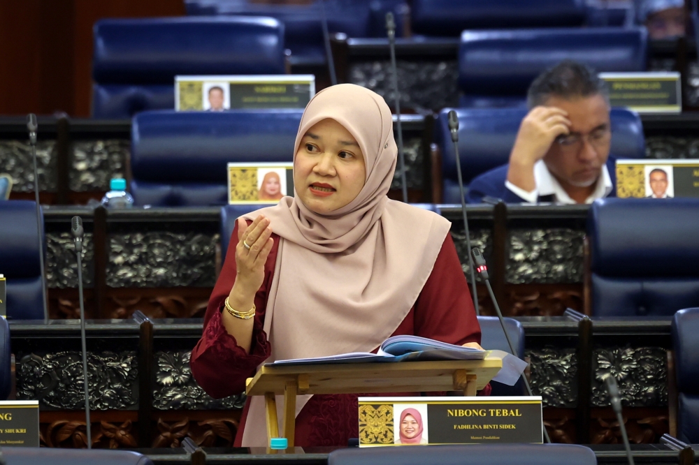 Dewan Rakyat passes Bill requiring all Malaysian children to complete secondary education ...