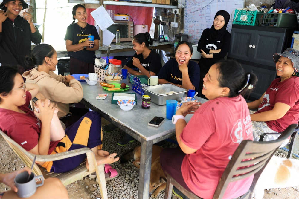 Braving mockery, Malaysia’s first all-Orang Asli female ranger unit ...