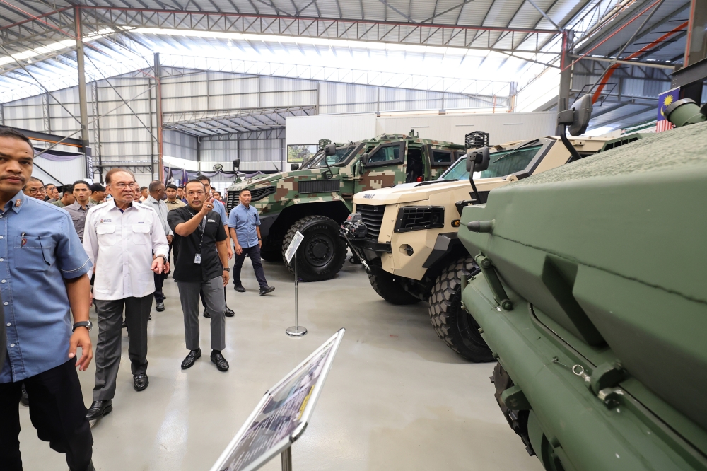 PM Anwar launches Mildef’s RM2b national armoured vehicle plant in ...