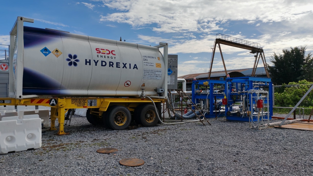 Etleboro.org - Sarawak to export first batch of solid green hydrogen to Singapore