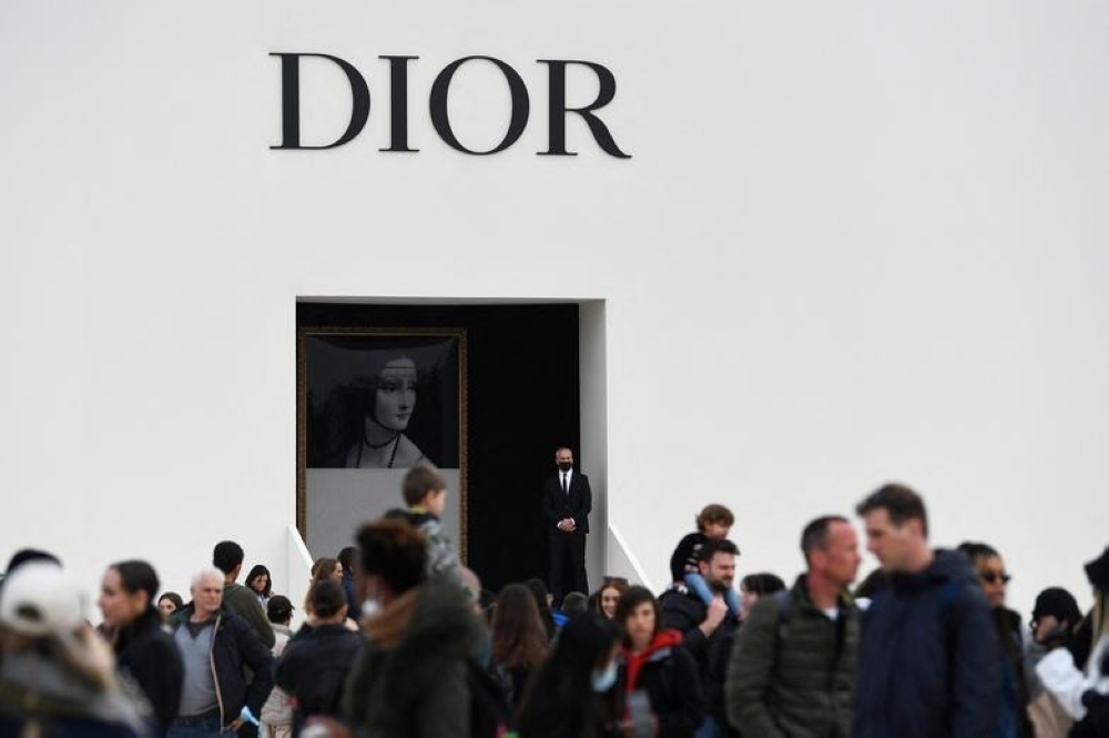 China says Dior fined after illegally sending customer data to France ...