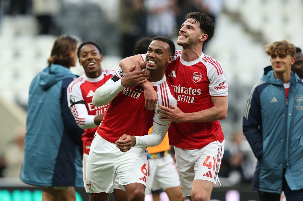 Gabriel’s 96th-minute header completes Arsenal’s 2-1 comeback win over ...