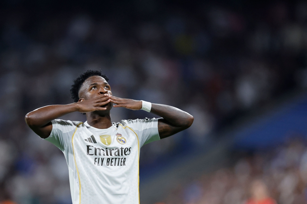 Two for Vinicius and one for Mbappe as ruthless Real reclaim top spot ...