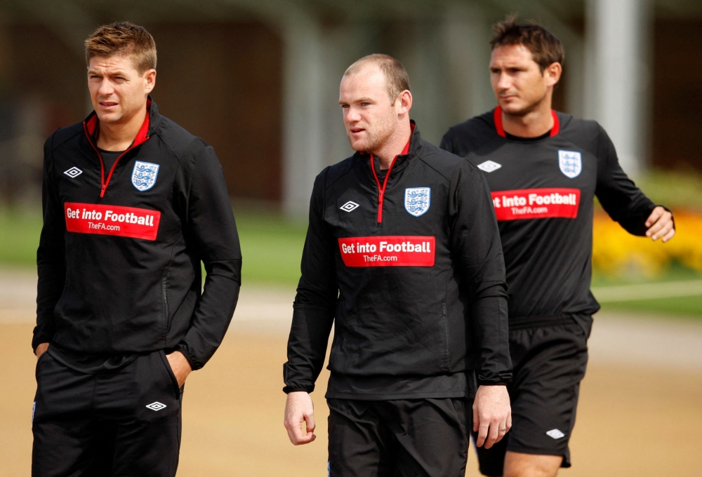 Gerrard calls England’s 2000s golden generation ‘egotistical losers ...
