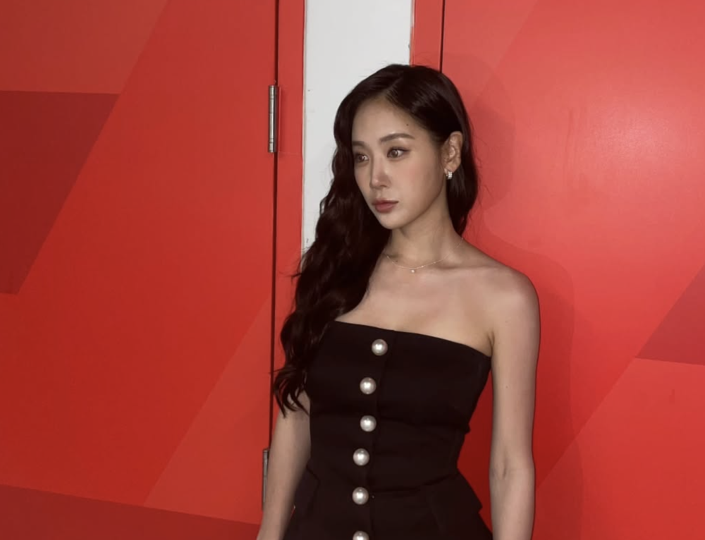 ‘I was treated like a problem passenger’: K-pop singer Soyou alleges ...