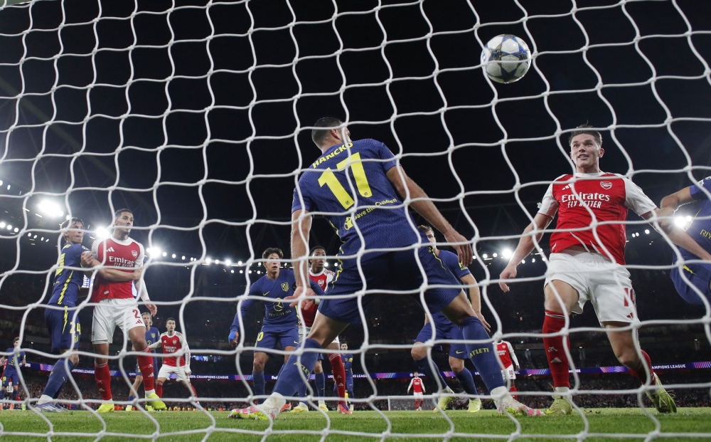 Gyokeres breaks drought as Arsenal rout Atletico to stay perfect in ...