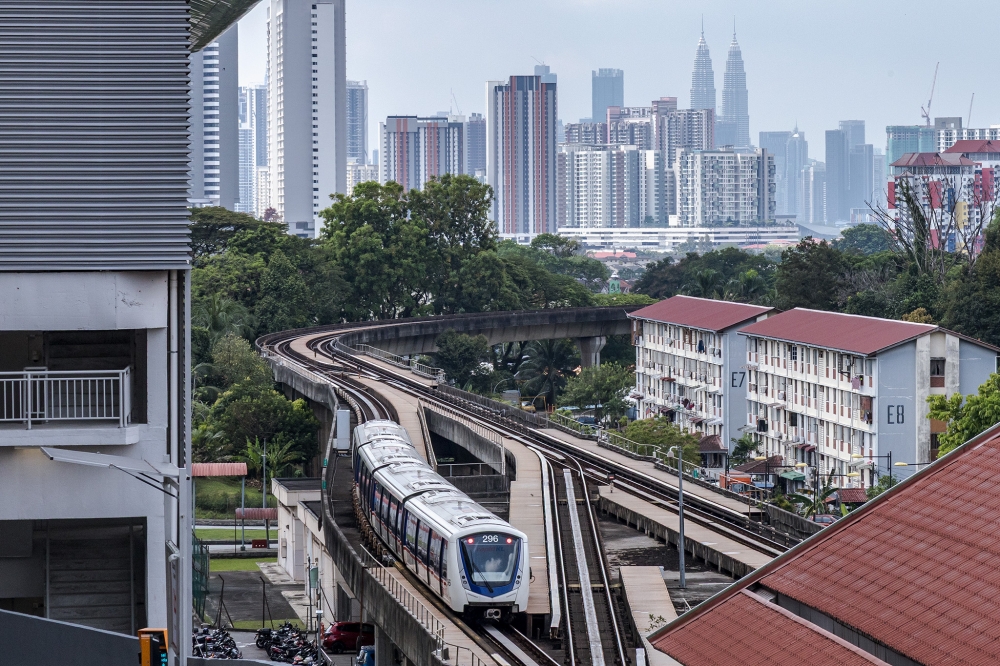Taking the LRT? Rapid KL says six stations near KLCC closed till 6pm ...