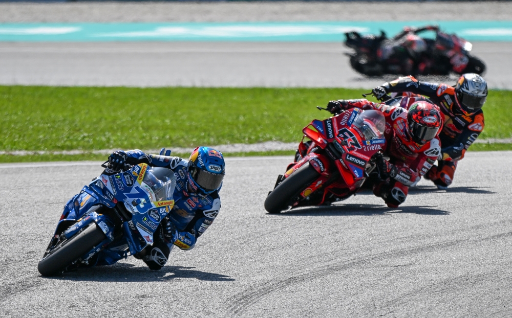 Swiss Moto3 rider Noah Dettwiler stable but critical after Sepang crash | Malay Mail