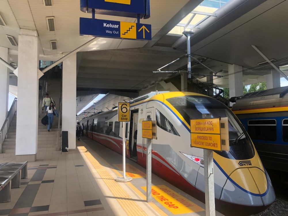 Northern trains running, but delays hit as KTMB ramps up flood safety ...