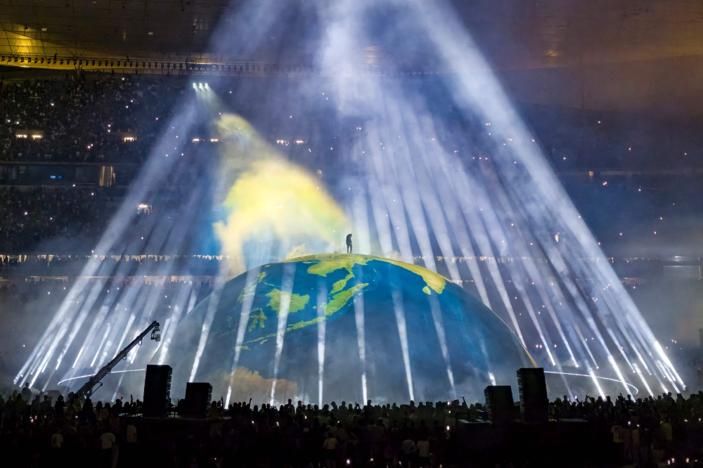 Turkiye slams Kanye West concert as 120,000 fans chant ‘I am a God ...
