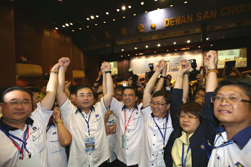 Close race to head MCA shows wounds far from healed | Malay Mail