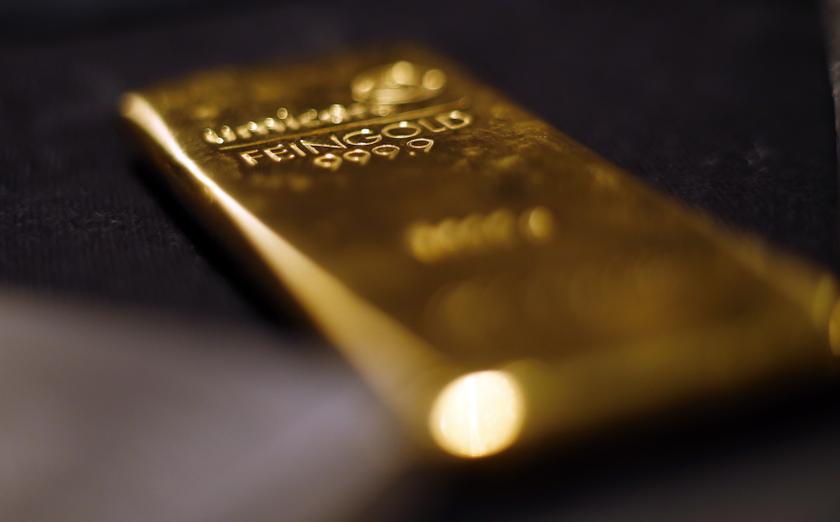 Gold rebounds after drop to seven-week low, spurs China purchases ...