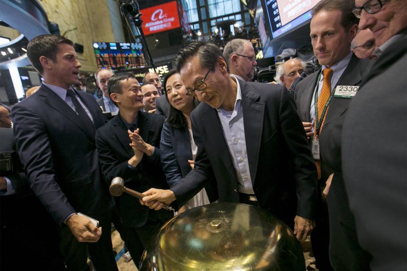 Alibaba shares soar after IPO debut, Dow hits third record high | Malay ...