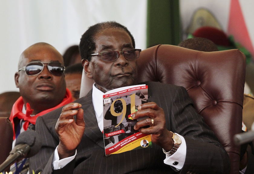 Zimbabwe begins national mourning for hero-turned-despot Mugabe | Malay ...