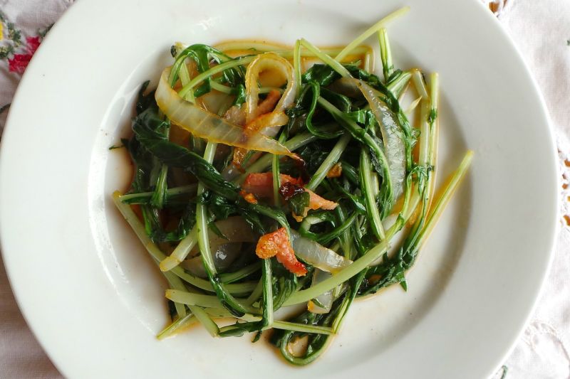 Kale, dandelion and mustard greens ― the three-star attractions | Malay ...