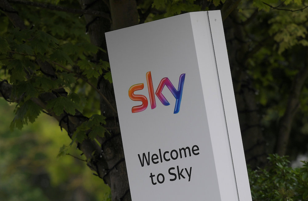 Comcast to pay advisers as much as £243m in fees for Sky takeover ...