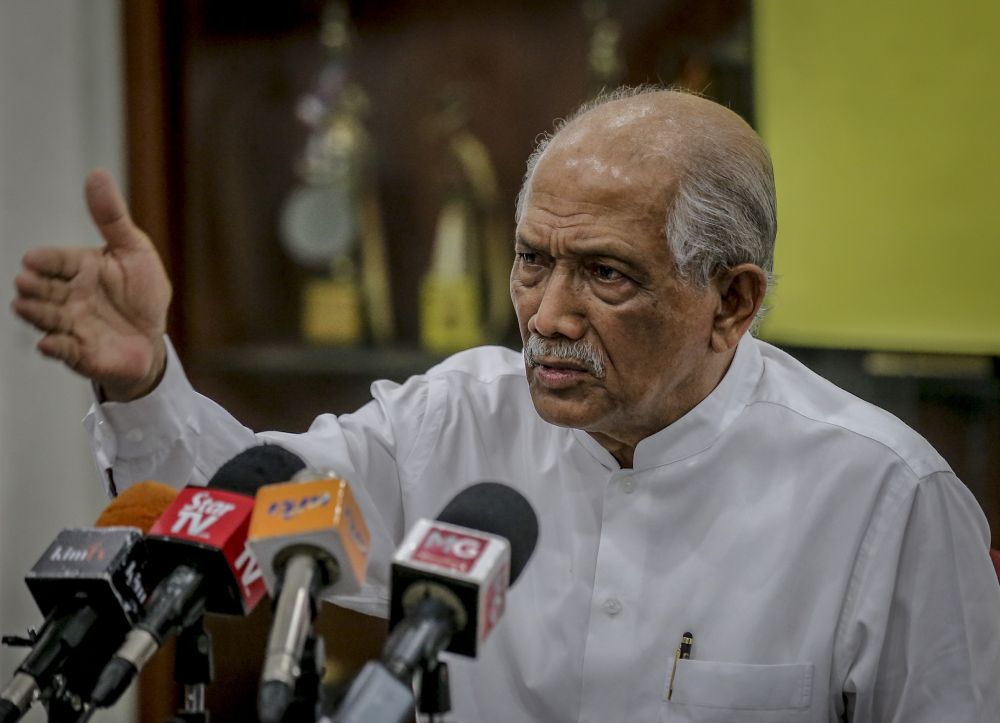 Ex-IGP wants Dr Zakir Naik's PR revoked, deported to India | Malay Mail