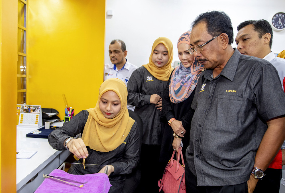 Suparadi to relinquish post as Tekun chairman | Malay Mail