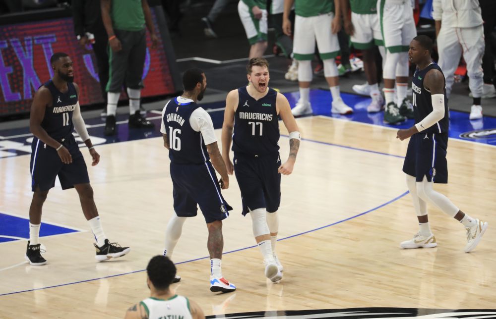 Doncic hits last-second winner, Bucks spoil Finch’s coaching debut ...