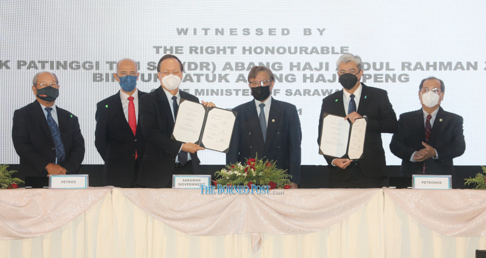 Petronas inks MoU with Petros for staggered increase of natural gas ...