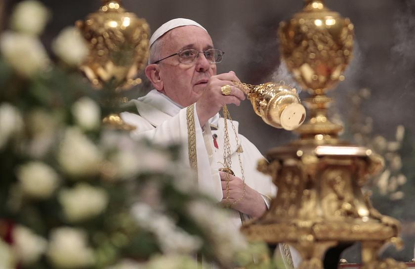 Be peacemakers all, Pope says in first Christmas message | Malay Mail