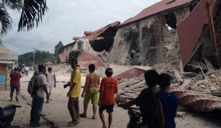 20 dead as quake hits Philippine tourist islands | Malay Mail
