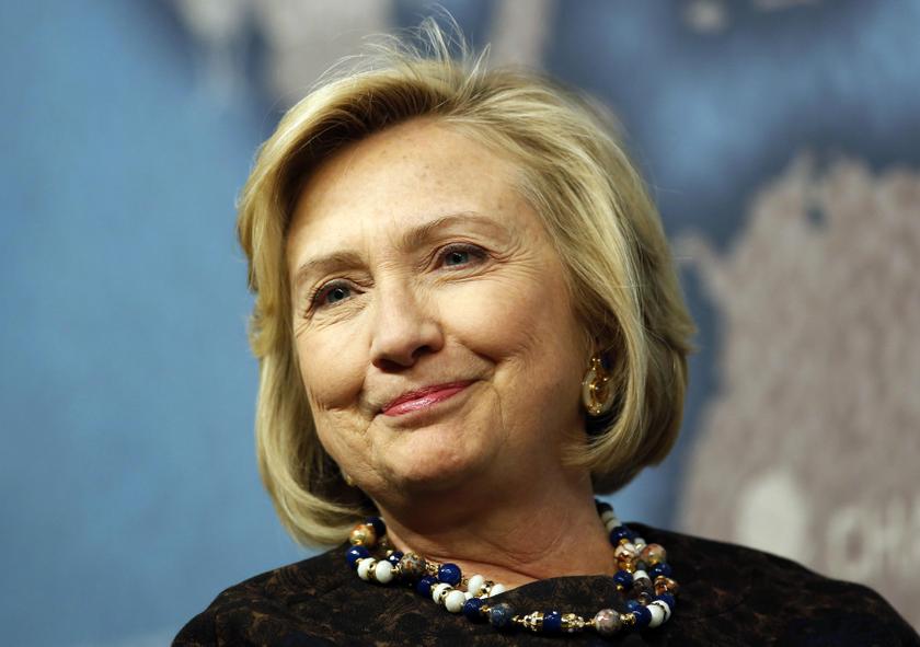 As Hillary Clinton soars, questions shadow lucrative speaking tour ...