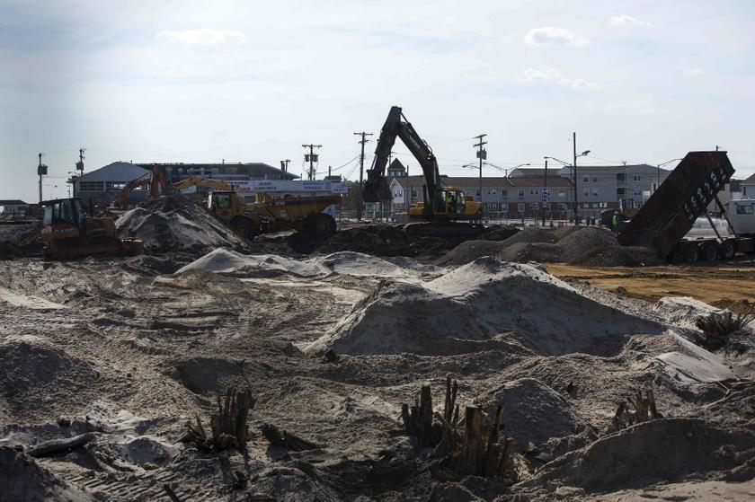 A year after Sandy, storm-hit areas plan to light up shore | Malay Mail