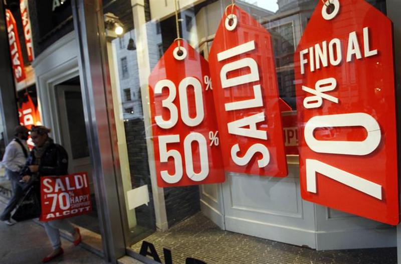 Crisis-hit consumers shun Italian summer sales | Malay Mail